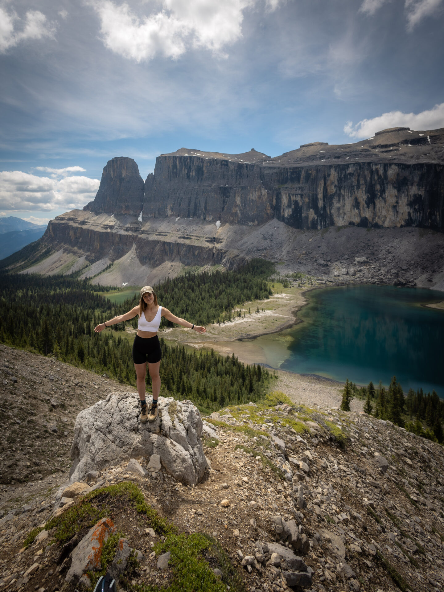 Best Time to Visit Banff: 2026 Month-by-Month Guide